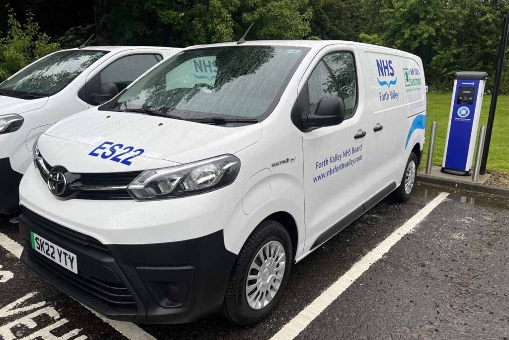 Electric Vehicles Support Our Drive To Go Green | Staff News